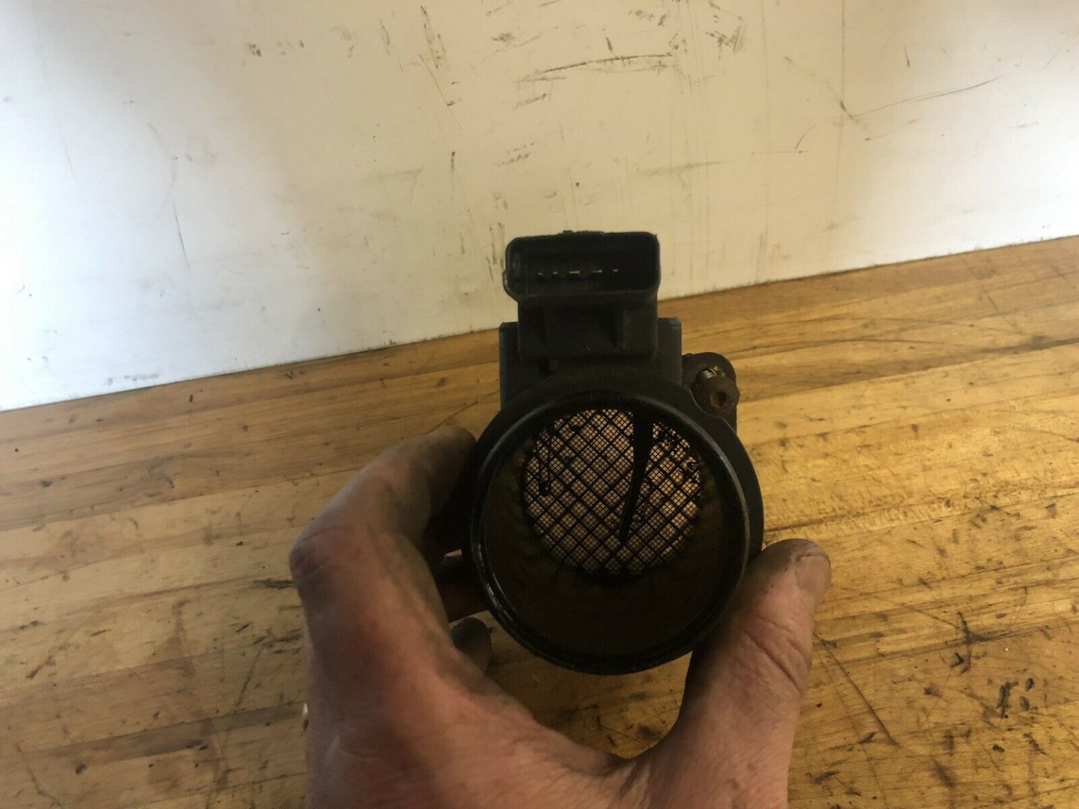 Ford MASS AIR FLOW SENSOR PBT-GF30 – Afordable Bits | Used Ford Car Parts